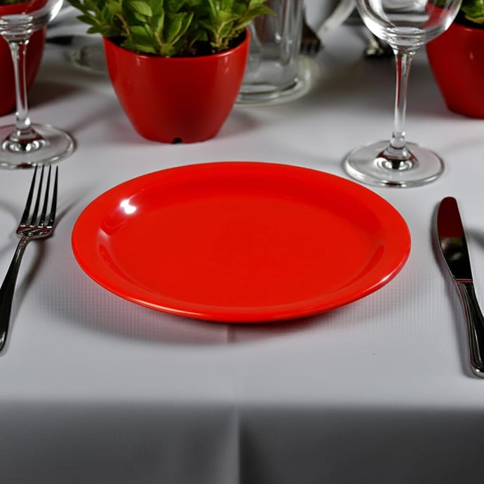 red plate