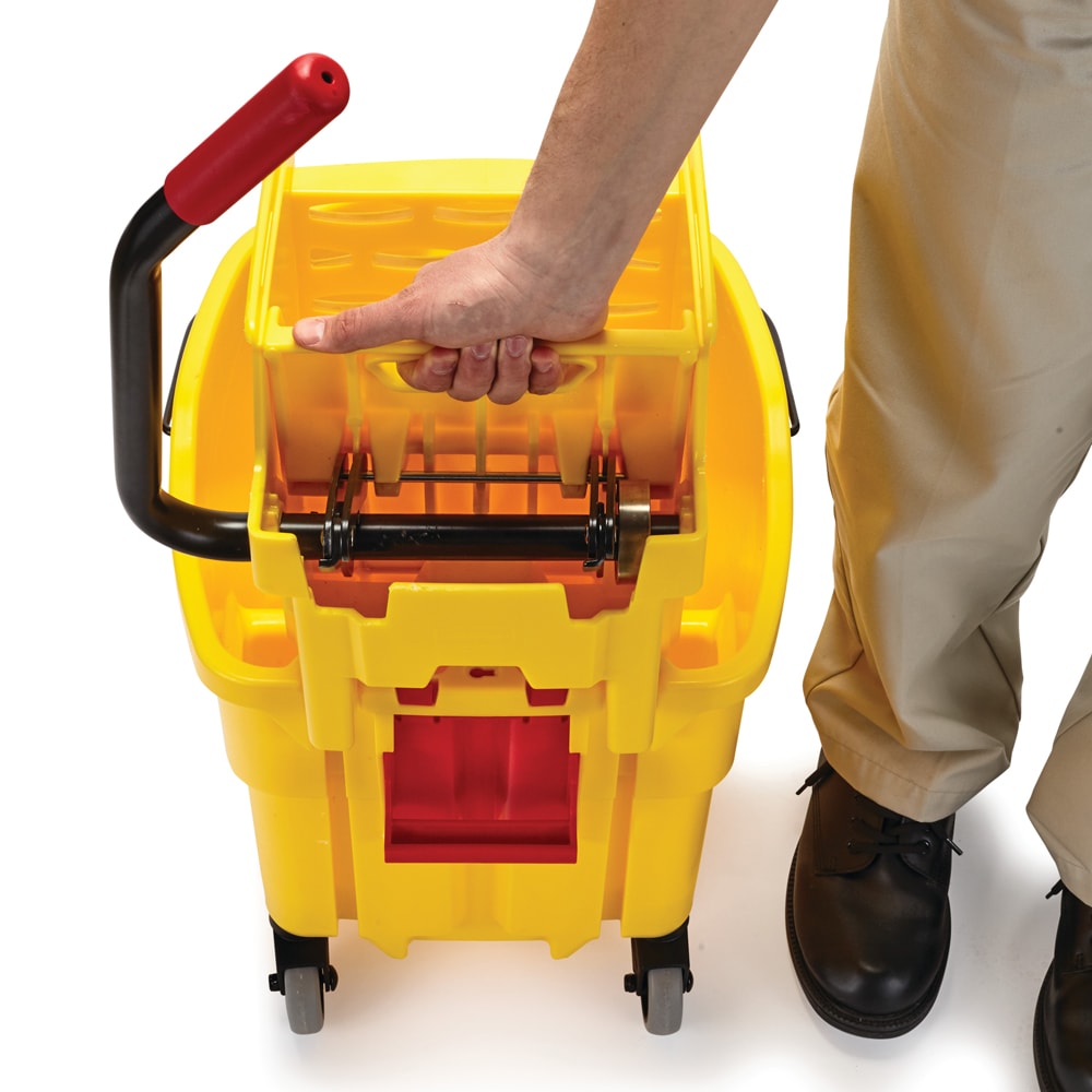 Rubbermaid FG758088YEL 35 qt WaveBrake Mop Bucket Combo - Side Press ...