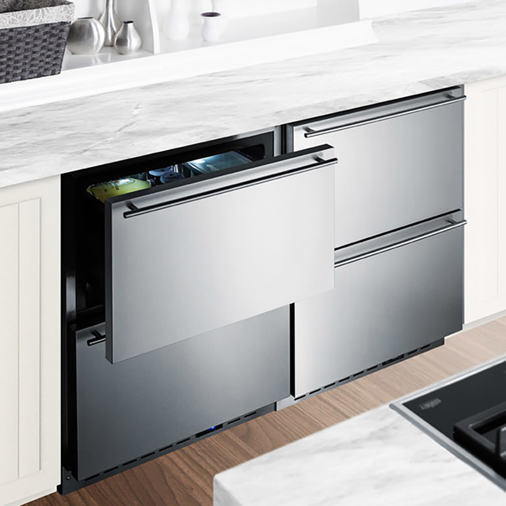 Summit SCFF532D 23 5/8" W Undercounter Freezer w/ (1) Section & (2 ...