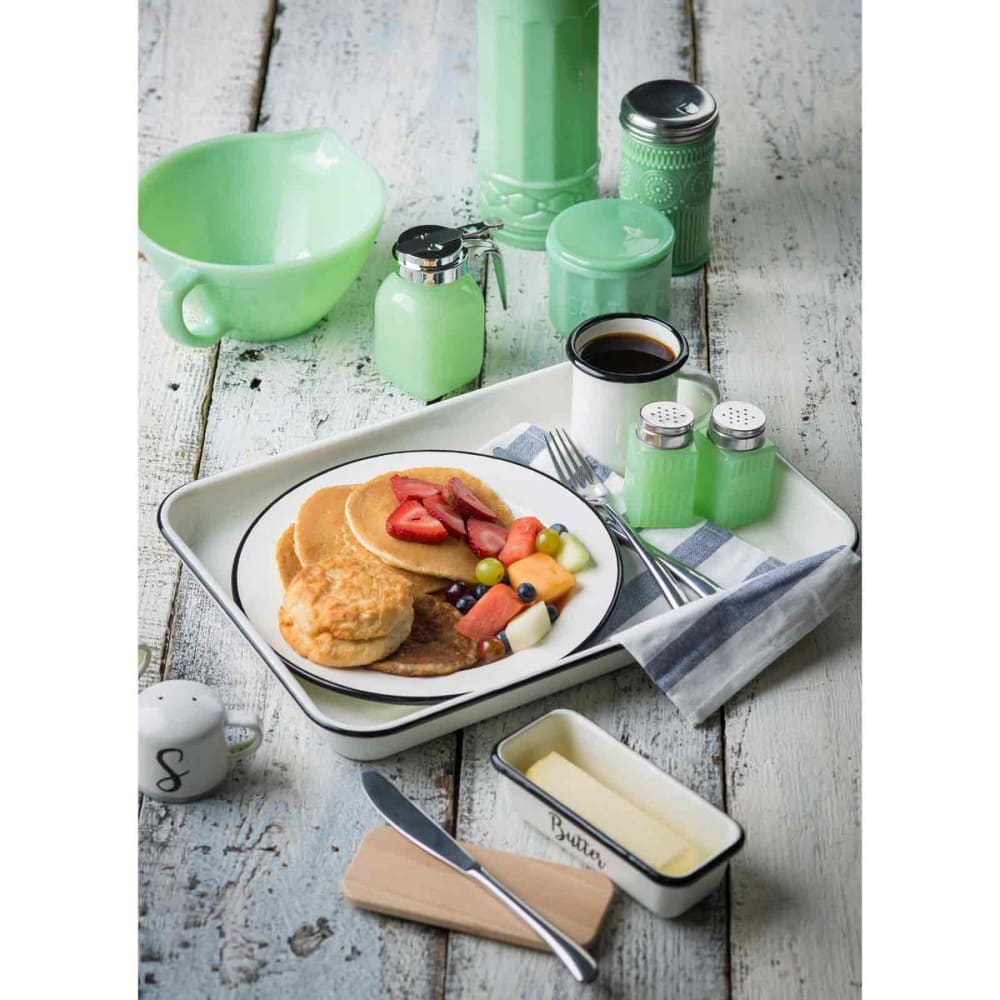 Tablecraft 80019 10" Round Enamelware Plate - Porcelain, Creamy White