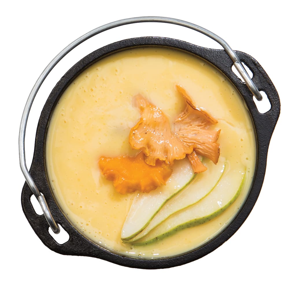 Lodge HCK 5" Round Cast Iron Country Kettle w/ 16 oz Capacity