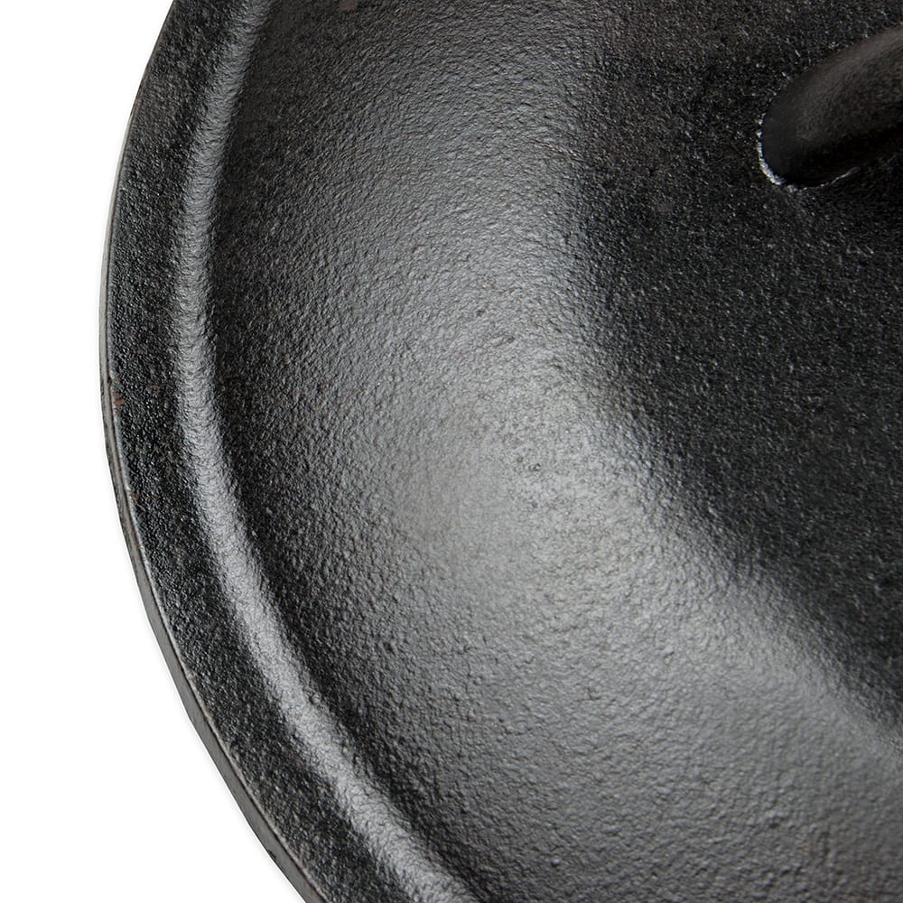 Lodge L8IC3 10 1/4" Round Seasoned Cast Iron Self Basting Cover