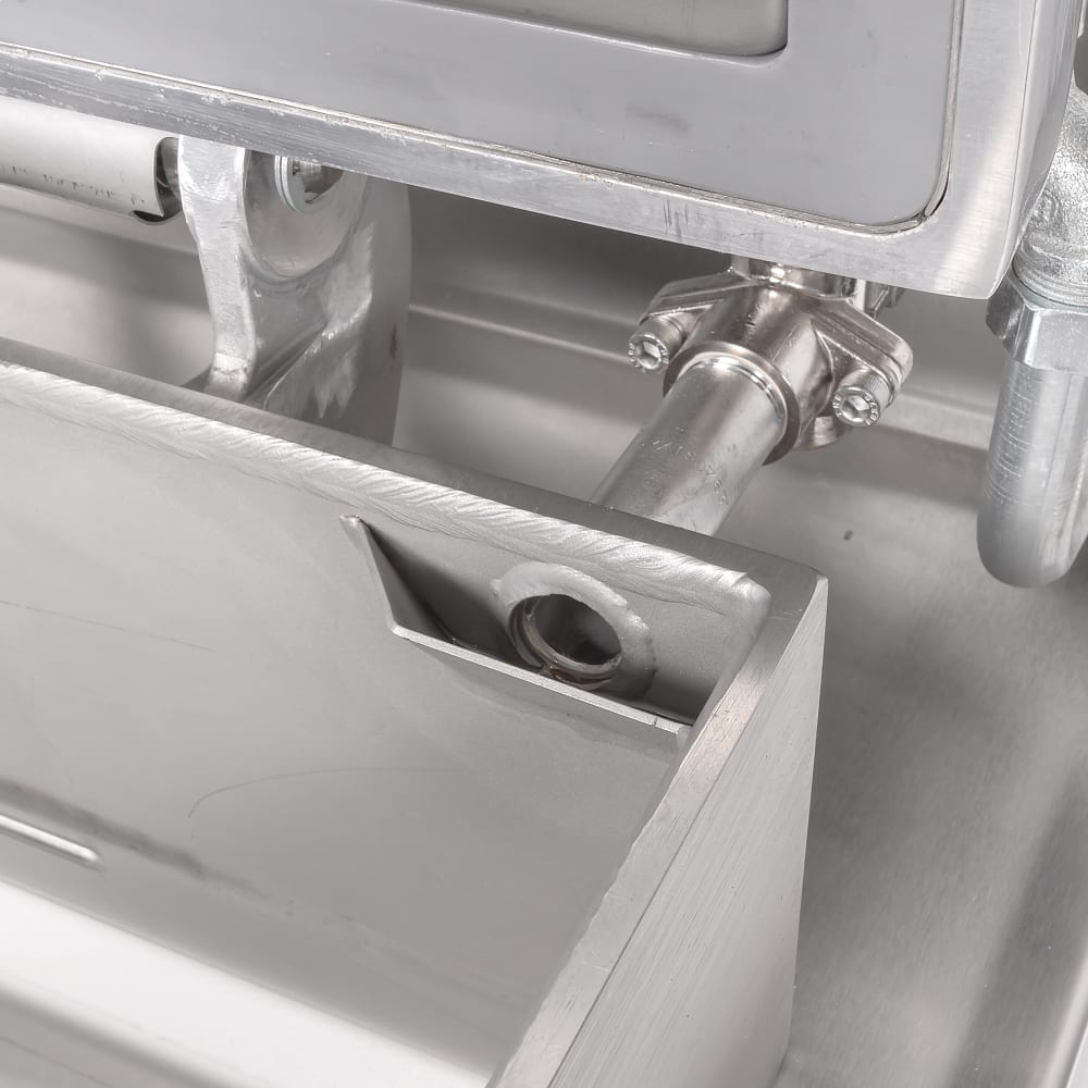 Henny Penny PFG600.19 43 lb Liquid Propane Gas Pressure Chicken Fryer - 80,000 BTU