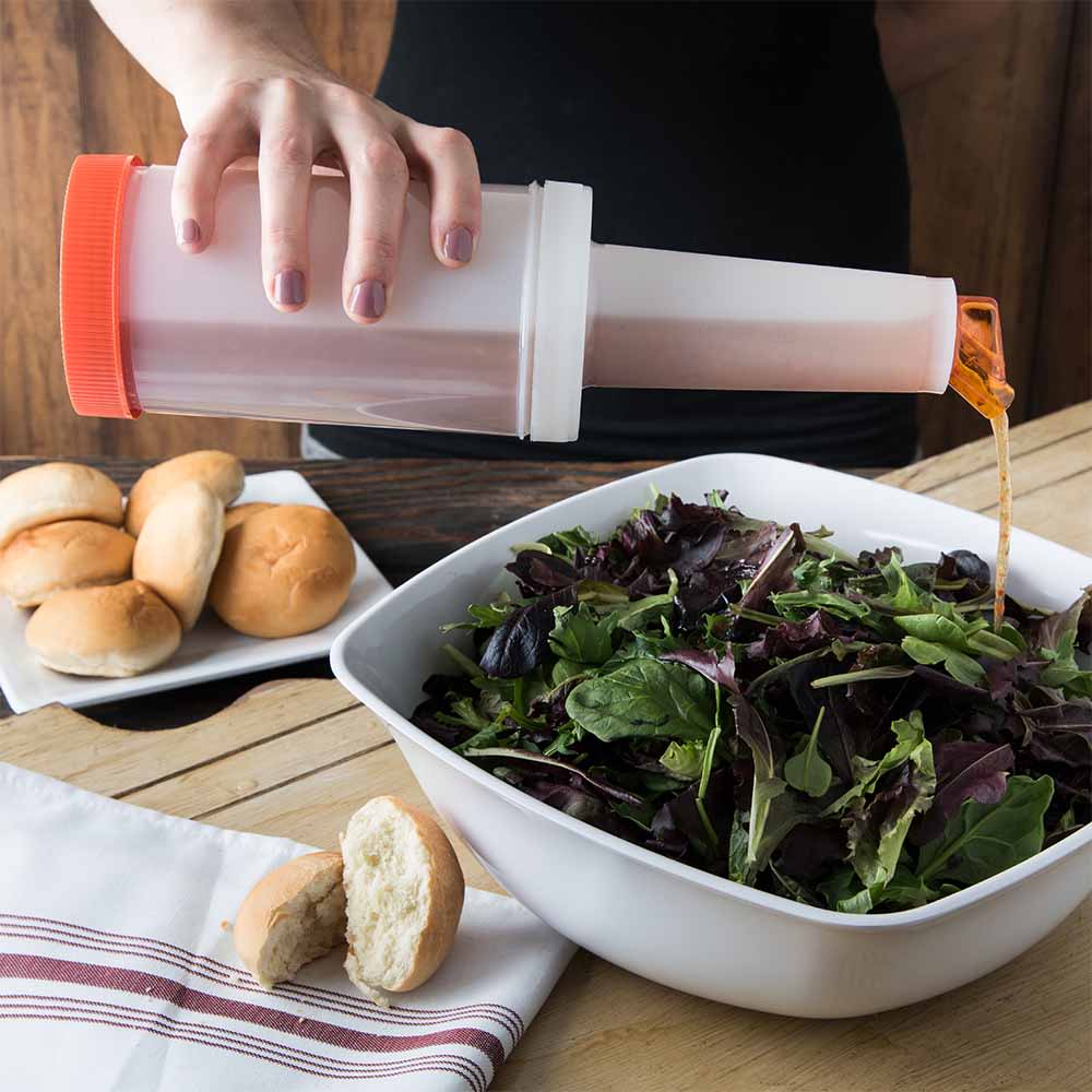 Carlisle Store and Pour: The Essential Drink Mix System - Quart (PS601N00)