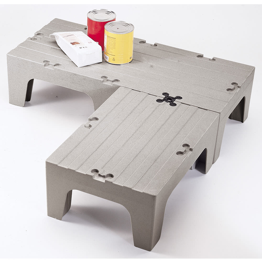 Cambro DRS360480 36" Stationary Dunnage Rack w/ 1500 lb Capacity, Polymer