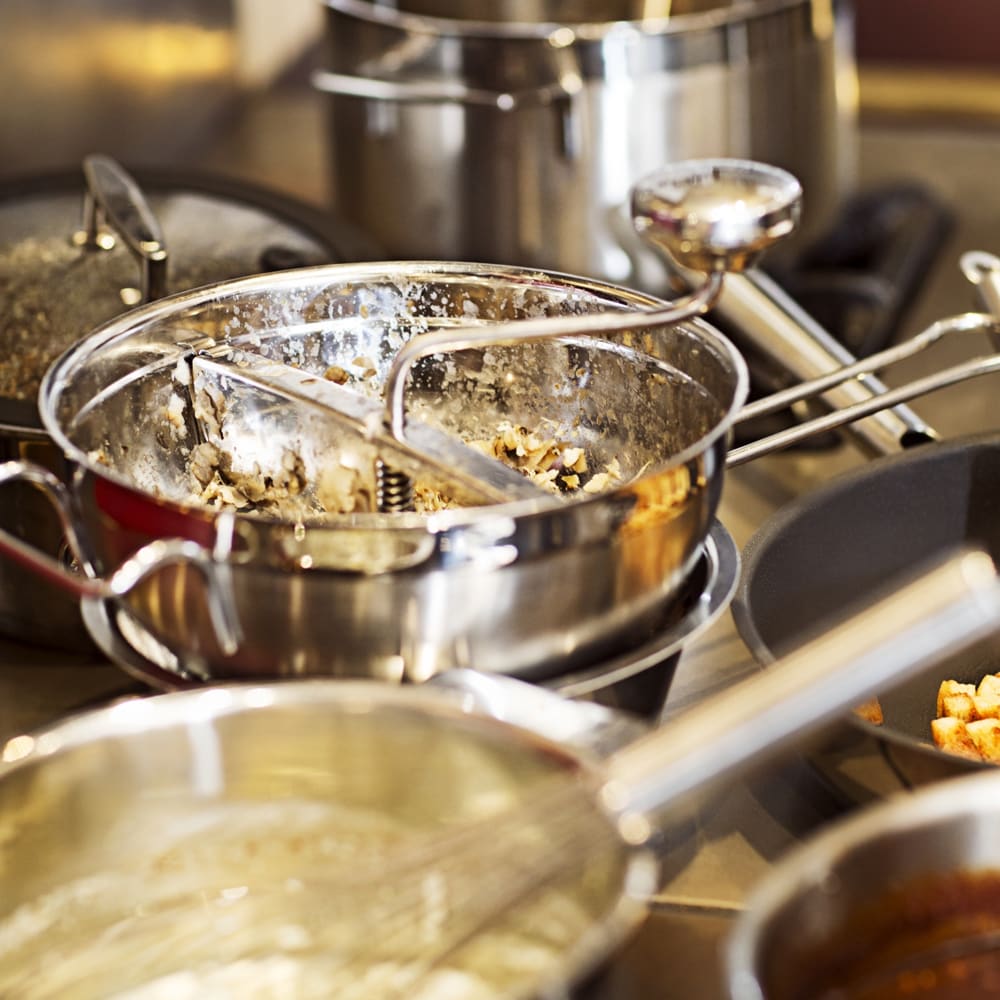 Rosle Food Mill w/ 2 Sieve Disc & Supplementary Handle, 9 2/5" Round ...