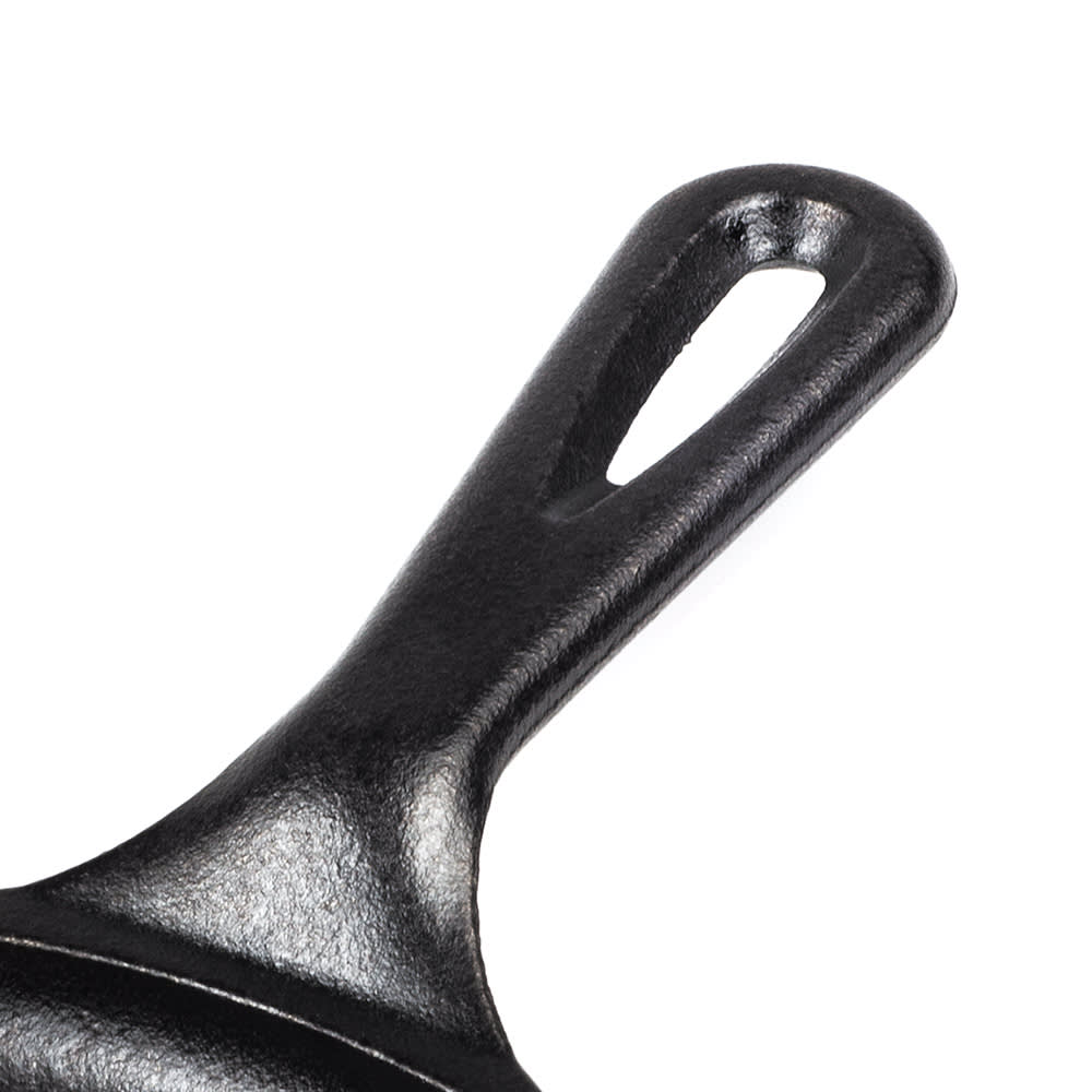 Lodge 8 3/8" Round Cast Iron Old Style Griddle (L6OG3)