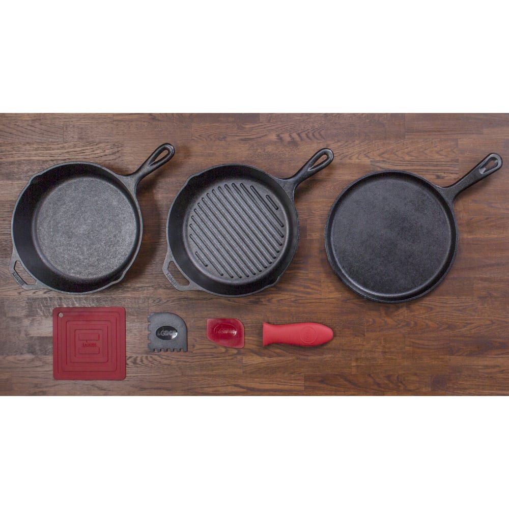 Lodge 6 Piece Seasoned Cast Iron Cookware Set w/ Pans & Accessories ...