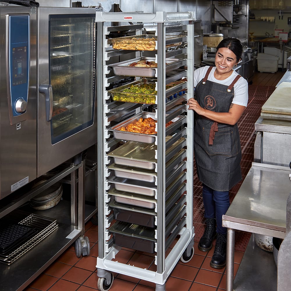 Cambro UGNPR11F18480 28 3/4"W (18) Pan Sheet Rack w/ 3" Bottom Load Slides