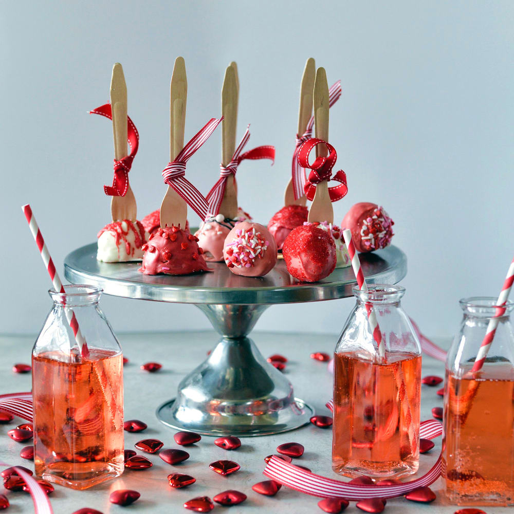 Tablecraft 821 6 3/4" Stainless Steel Cake Stand, Assembled