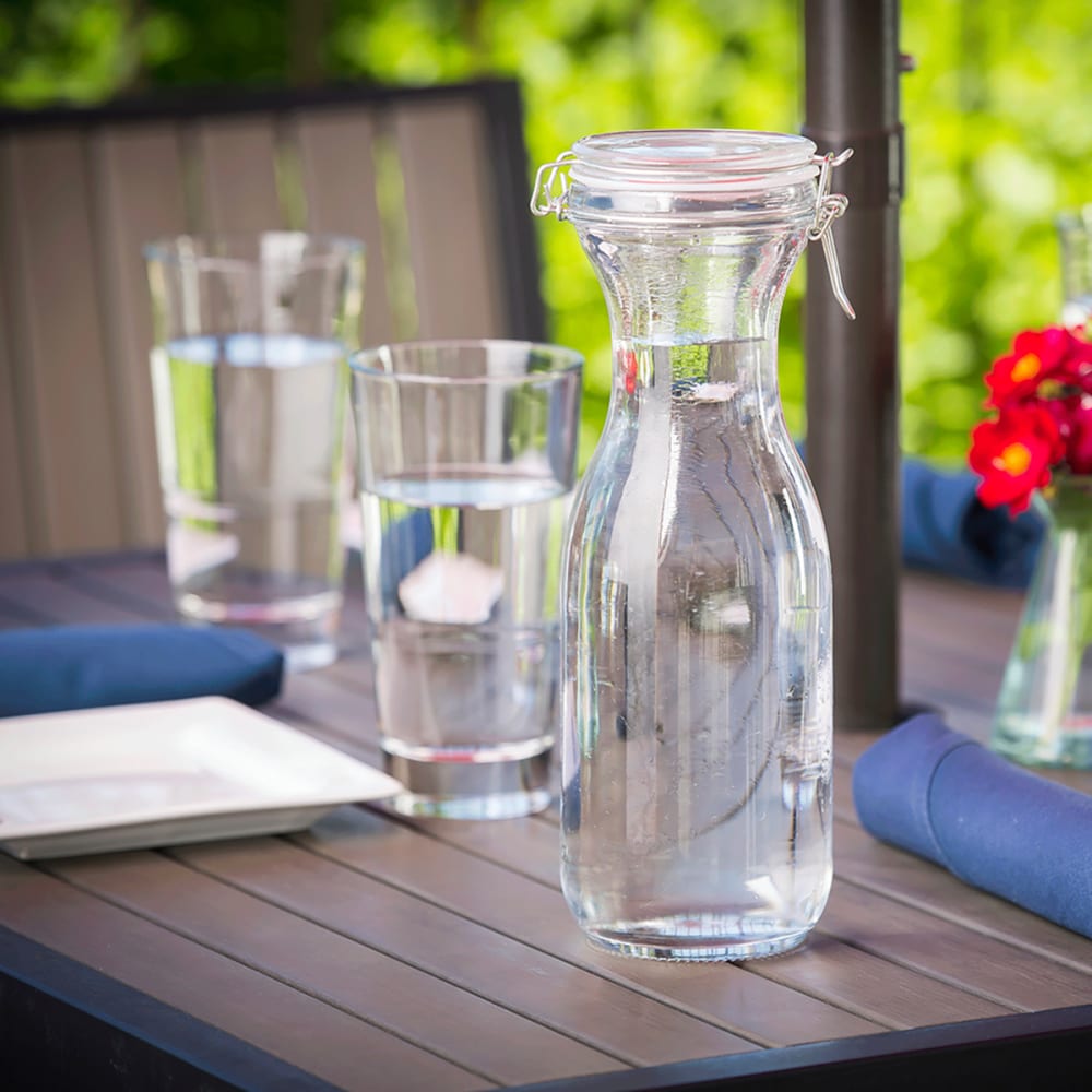 Tablecraft RGC34 34 oz Carafe w/ Silicone Seal - Glass, Clear