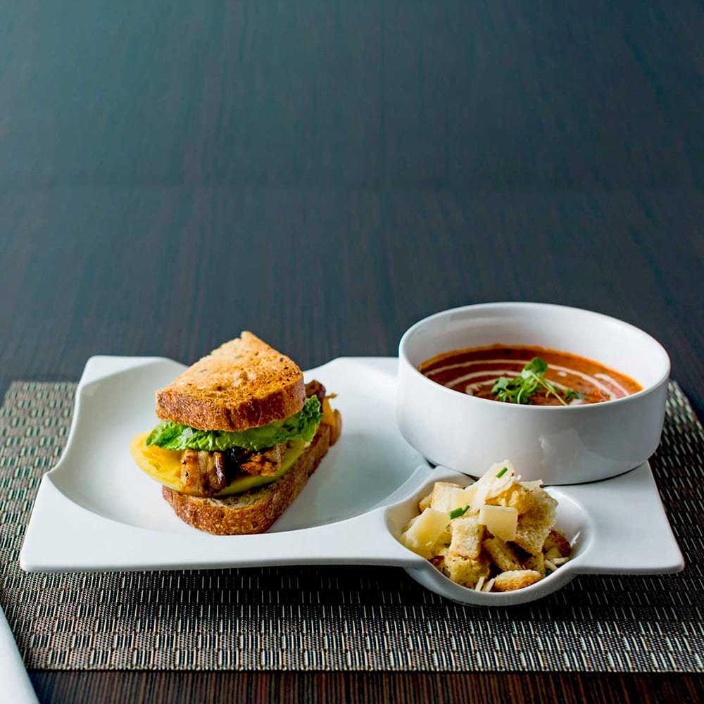 Front of the House 10" Round Bento™ Plate - Porcelain, White (DAP051WHP22)