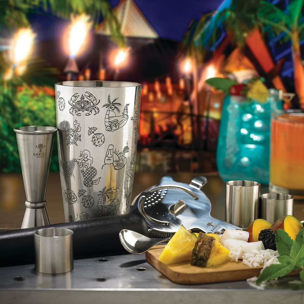 Barfly 28 oz Bar Cocktail Shaker w/ Tiki Etched Designs, Mirror Finish ...