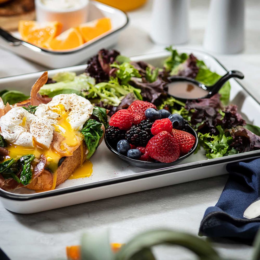 Tablecraft 10311BK 4" Round Melamine Mini Plate, Black