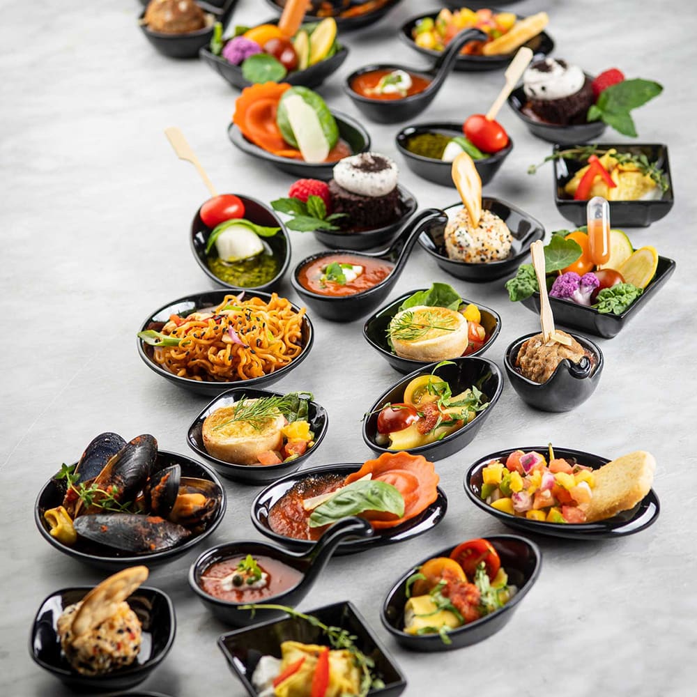 Tablecraft 10311BK 4" Round Melamine Mini Plate, Black