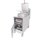 Henny Penny PFG600.19 43 lb Liquid Propane Gas Pressure Chicken Fryer - 80,000 BTU
