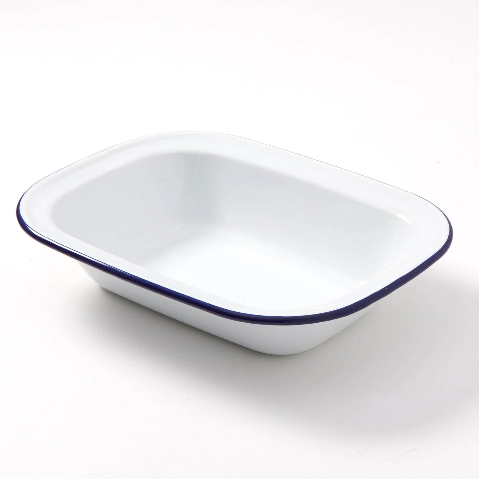 American Metalcraft EWB10 32 oz Oblong Enamelware Bowl - White w/ Blue Rim