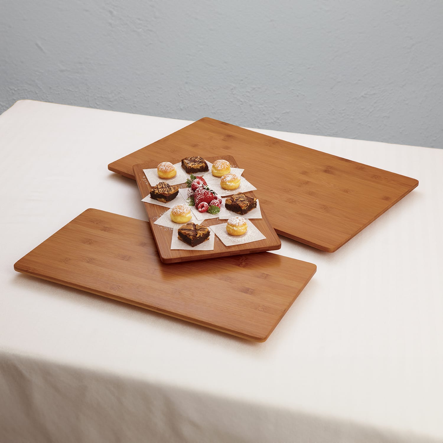 American Metalcraft BAM211 Rectangular Bamboo Platter - 21 1/2 x 13
